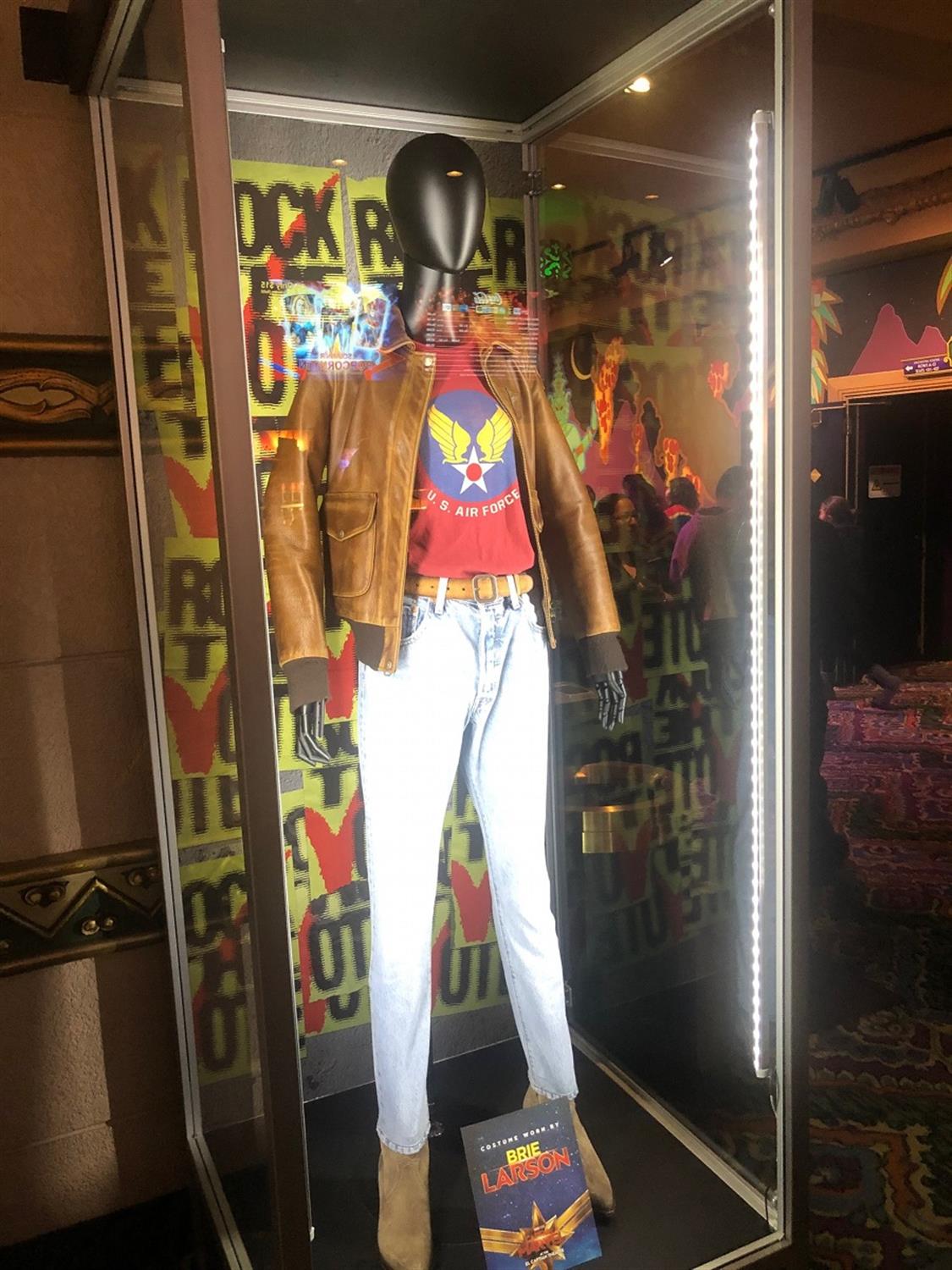 Hollywood’s El Capitan Hosts "Captain Marvel" Fans in Opening Night ...