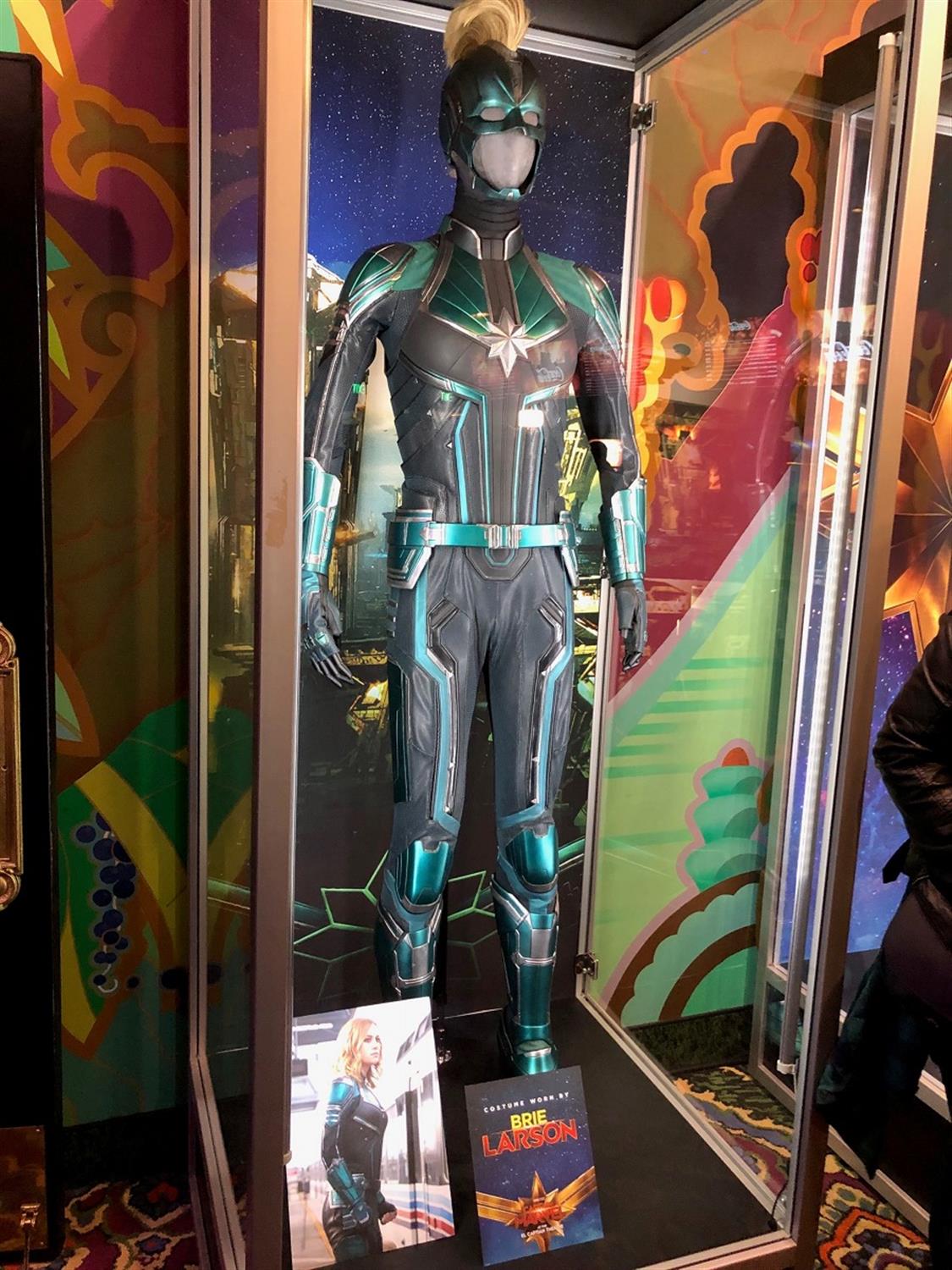 Hollywood’s El Capitan Hosts "Captain Marvel" Fans in Opening Night ...