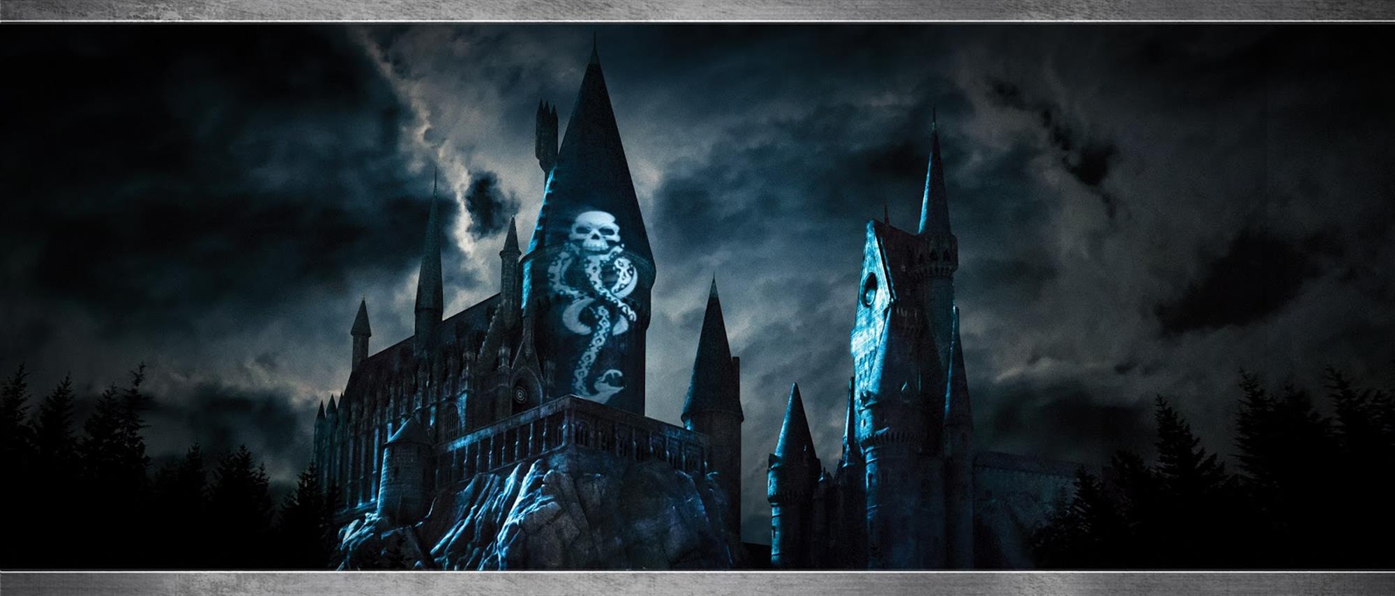 Universal Studios Hollywood Hosting "Dark Arts at Hogwarts Castle ...