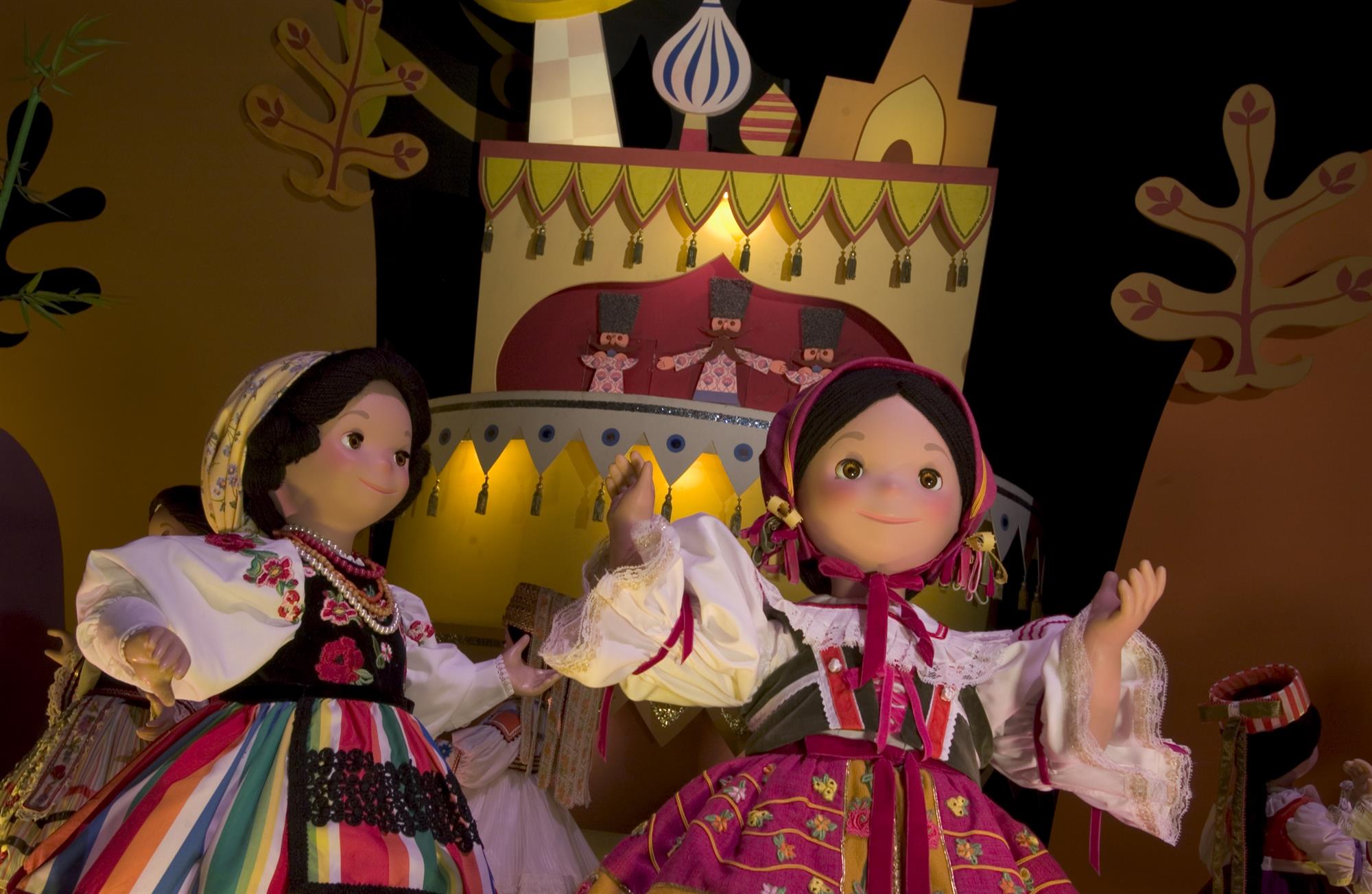 it's a small world - Magic Kingdom - LaughingPlace.com