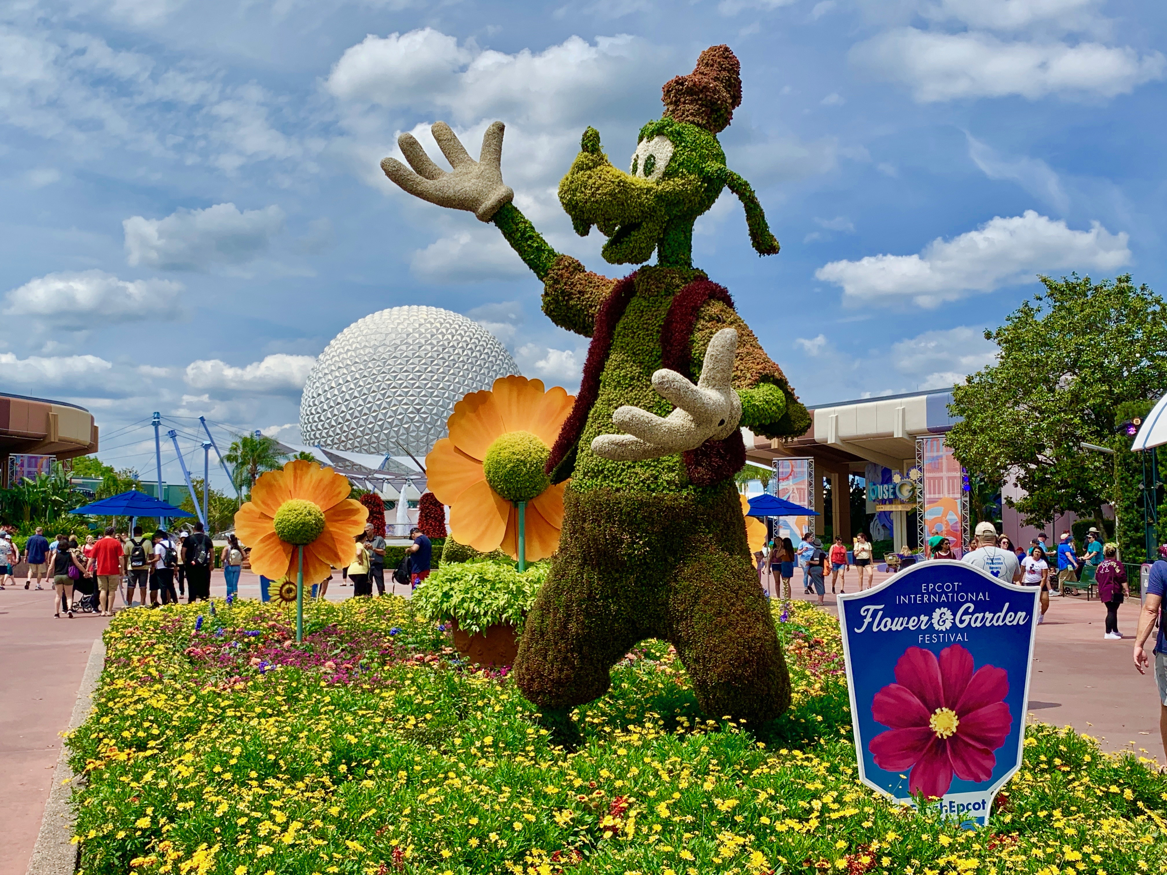 Photo Update - Epcot Entrance and International Gateway Construction ...