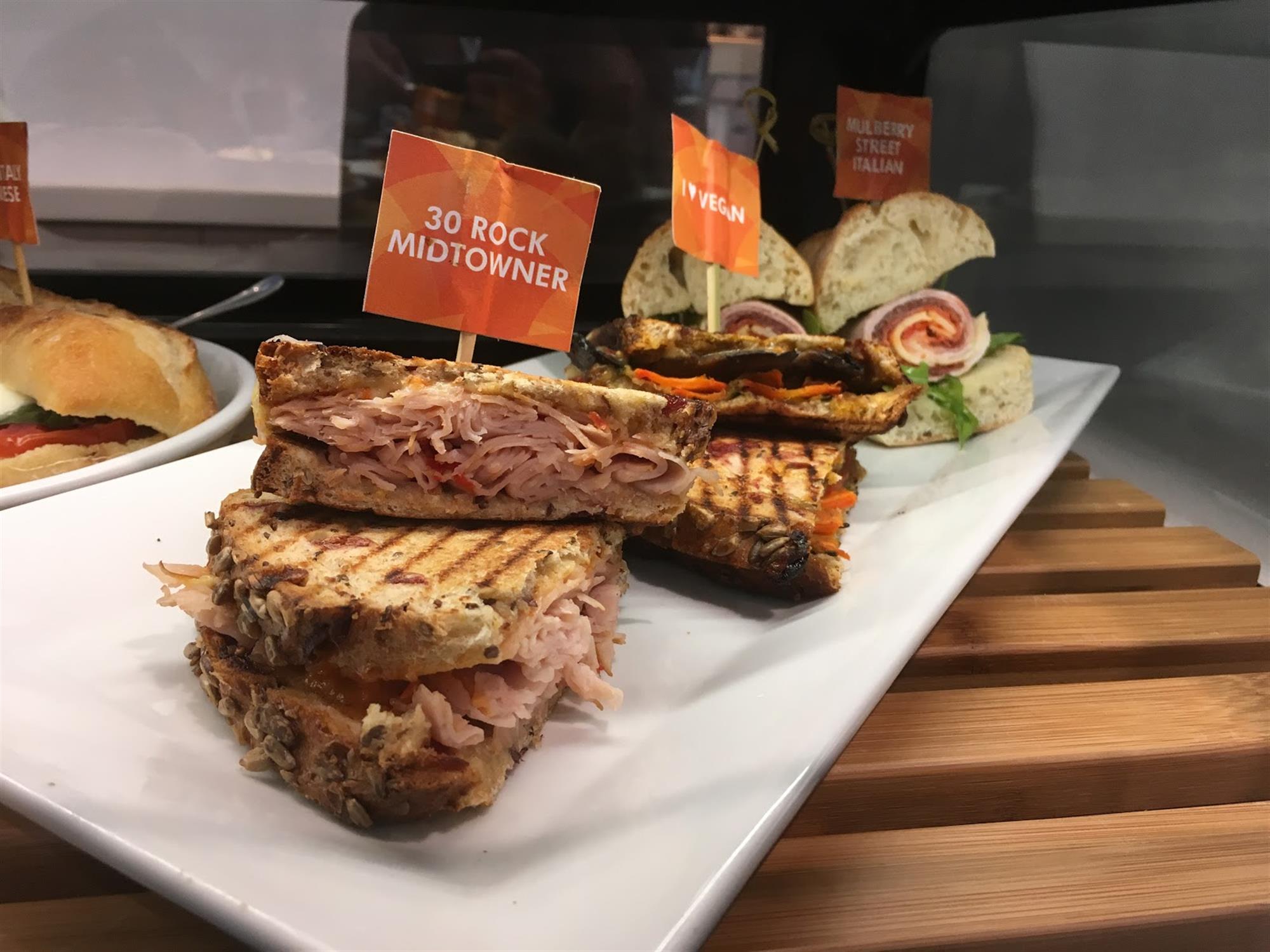 Review: The TODAY Cafe at Universal Studios Florida - LaughingPlace.com