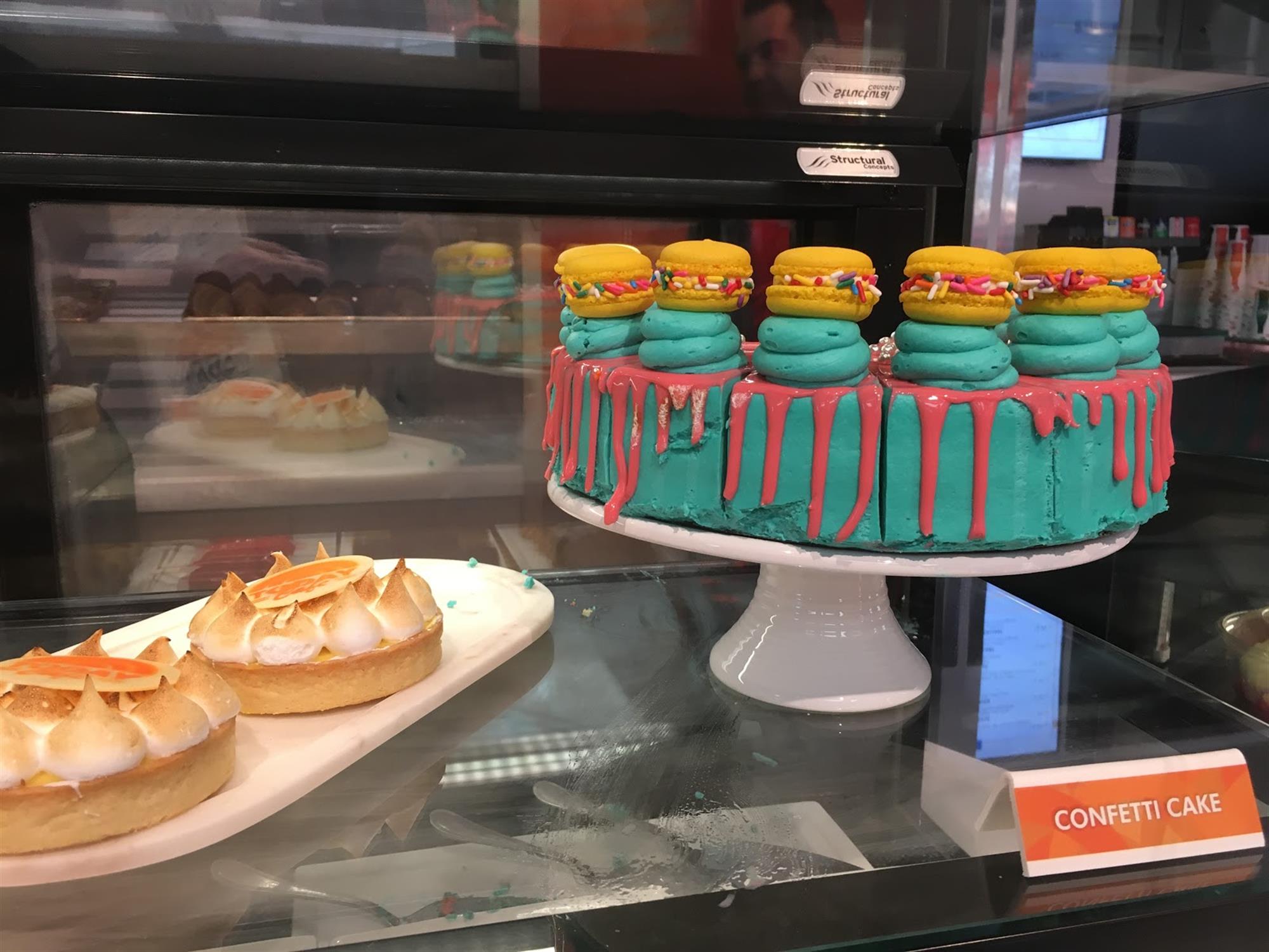 Review: The TODAY Cafe at Universal Studios Florida - LaughingPlace.com