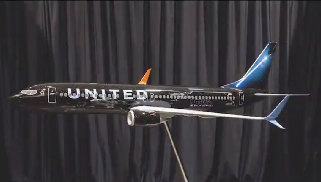 United Airlines Teases "The Rise of Skywalker" Themed Plane Exterior