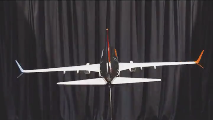 United Airlines Teases "The Rise of Skywalker" Themed Plane Exterior