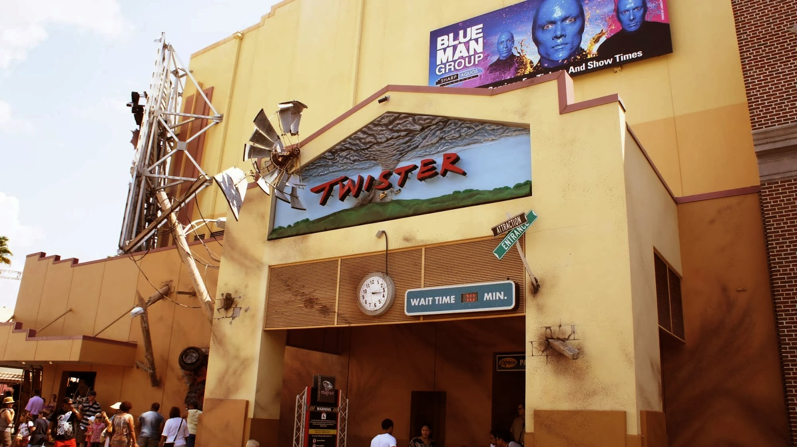 Extinct Attractions: Twister ... Ride It Out - LaughingPlace.com