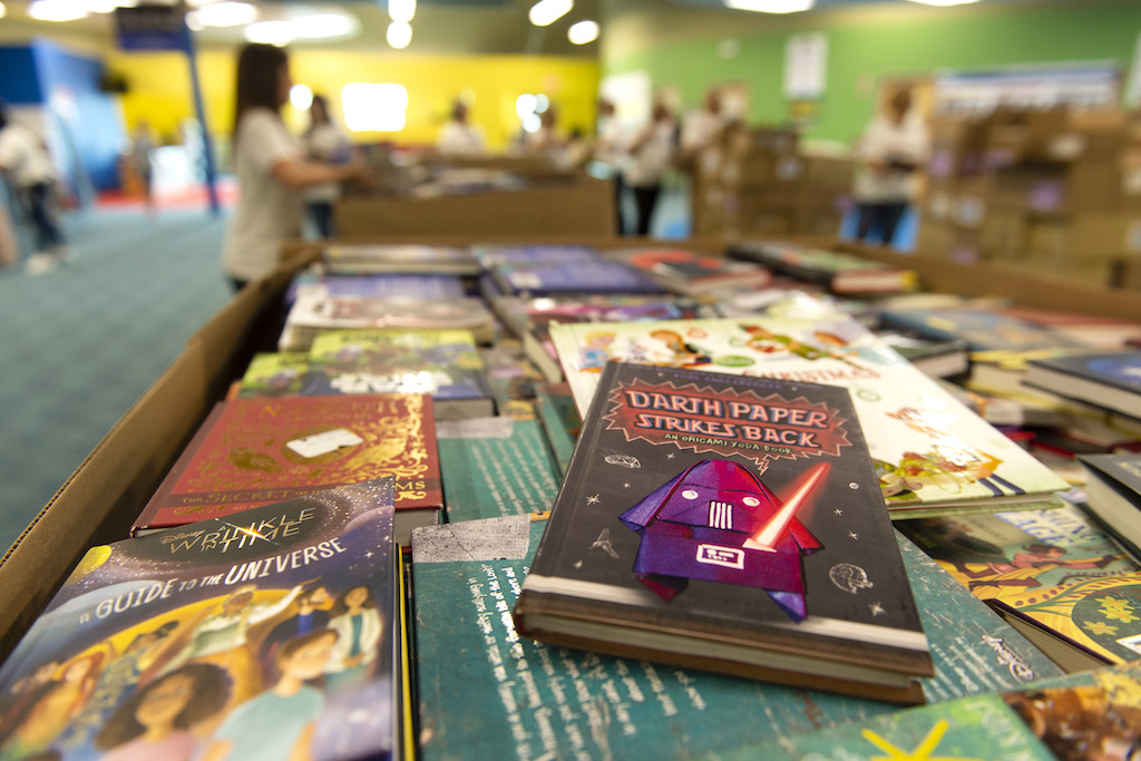 Walt Disney World Provides 40,000 Books to Central Florida Community ...