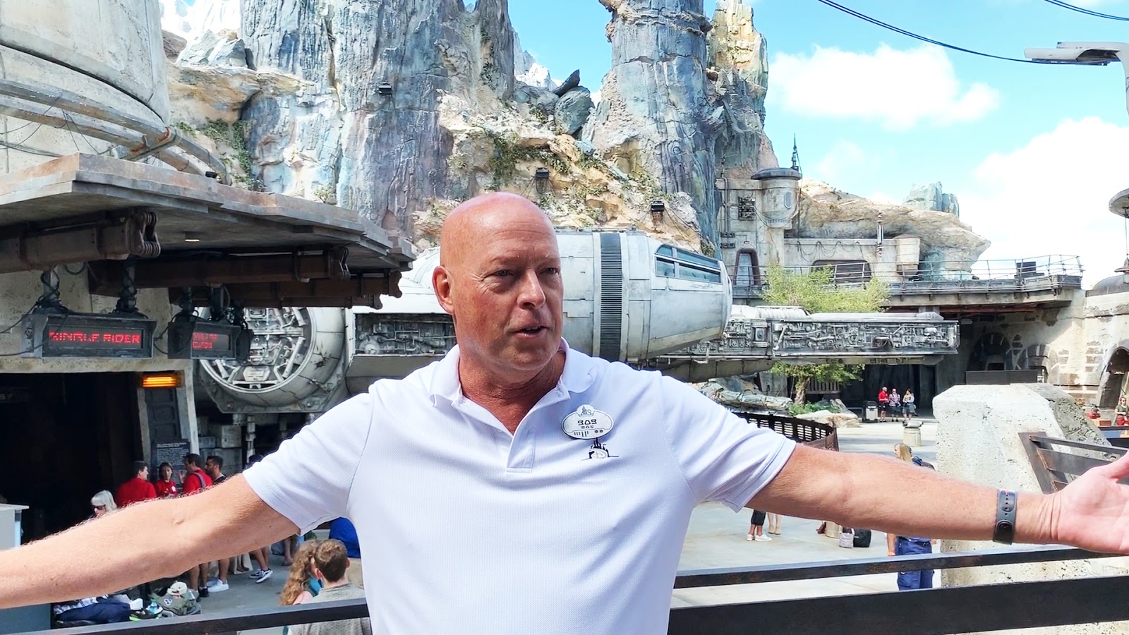 Interview - Disney Parks Chairman Bob Chapek Discusses Star Wars ...