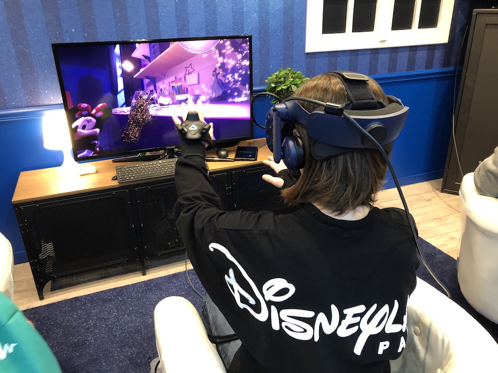 Disney and Orange Present Star Quest VR Experience at Disney Village