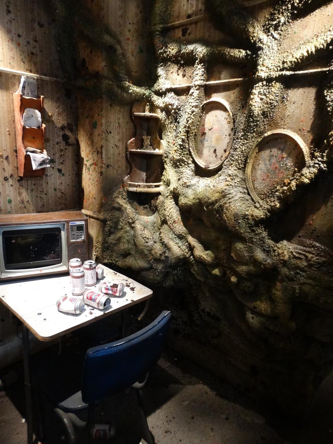 Preview - Tour the "Ghostbusters" Maze at Universal Studios Hollywood's ...