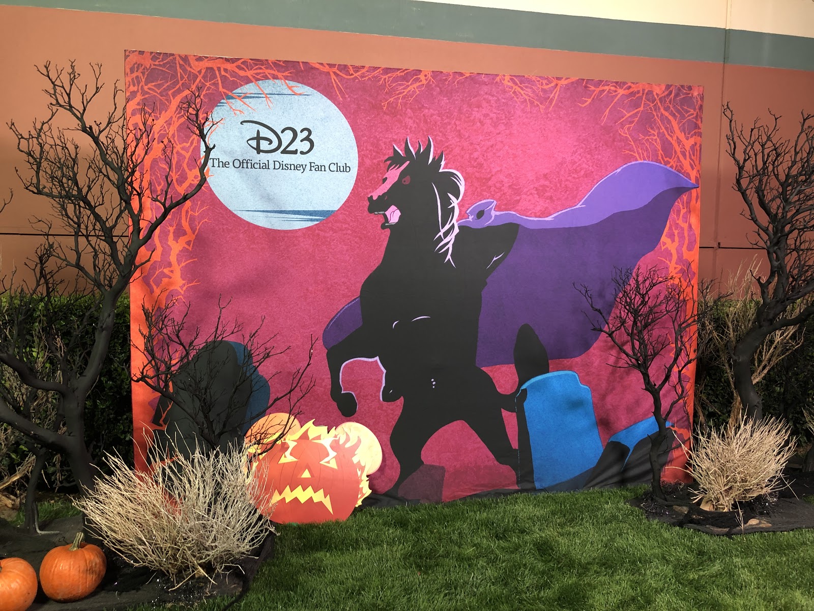 Disney News | Headless Horseman | Oct 2019 - LaughingPlace.com