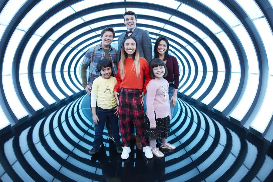 TV Review: "Gabby Duran and the Unsittables" (Disney Channel ...