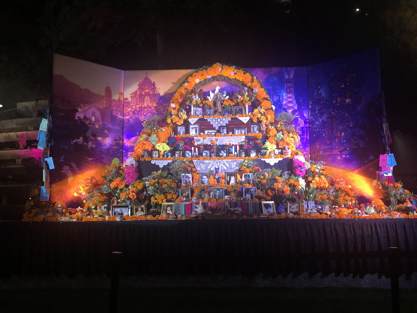 Hollywood Bowl Celebrates Disney/Pixar's "Coco" with Star-Studded Live ...