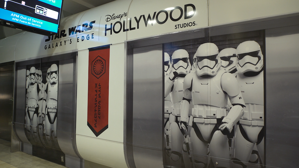 Orlando International Airport Terminals Debut New Star Wars: Galaxy's ...