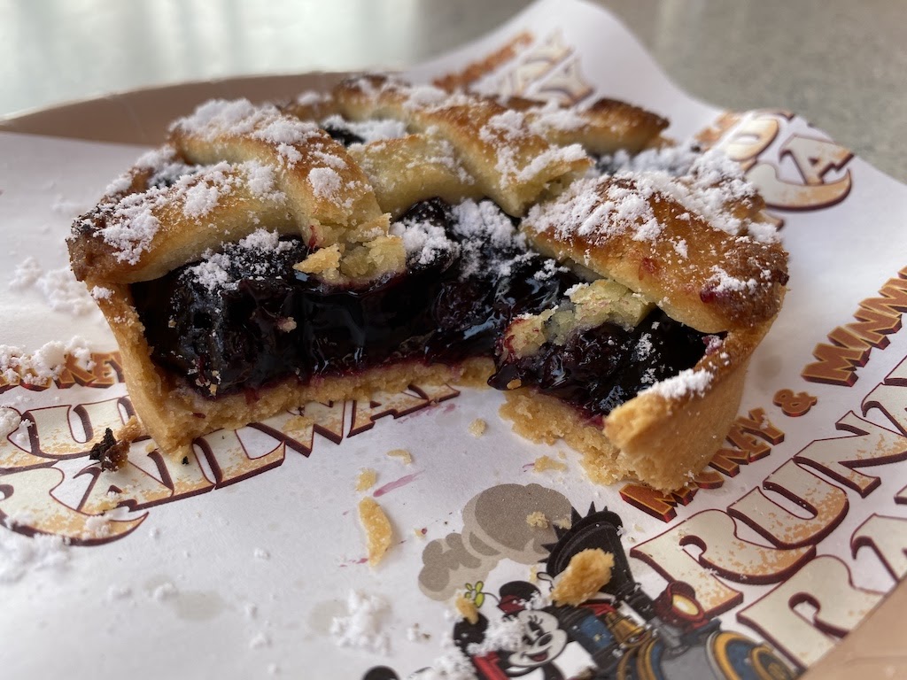 "Perfect Picnic" Blueberry Pie Rolls into Disney's Hollywood Studios ...