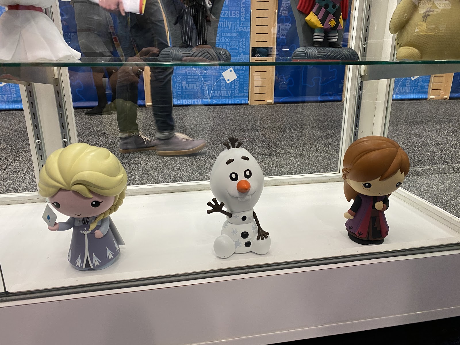 Toy Fair 2020: Monogram International (Disney Blind-Bag Figures, Banks ...