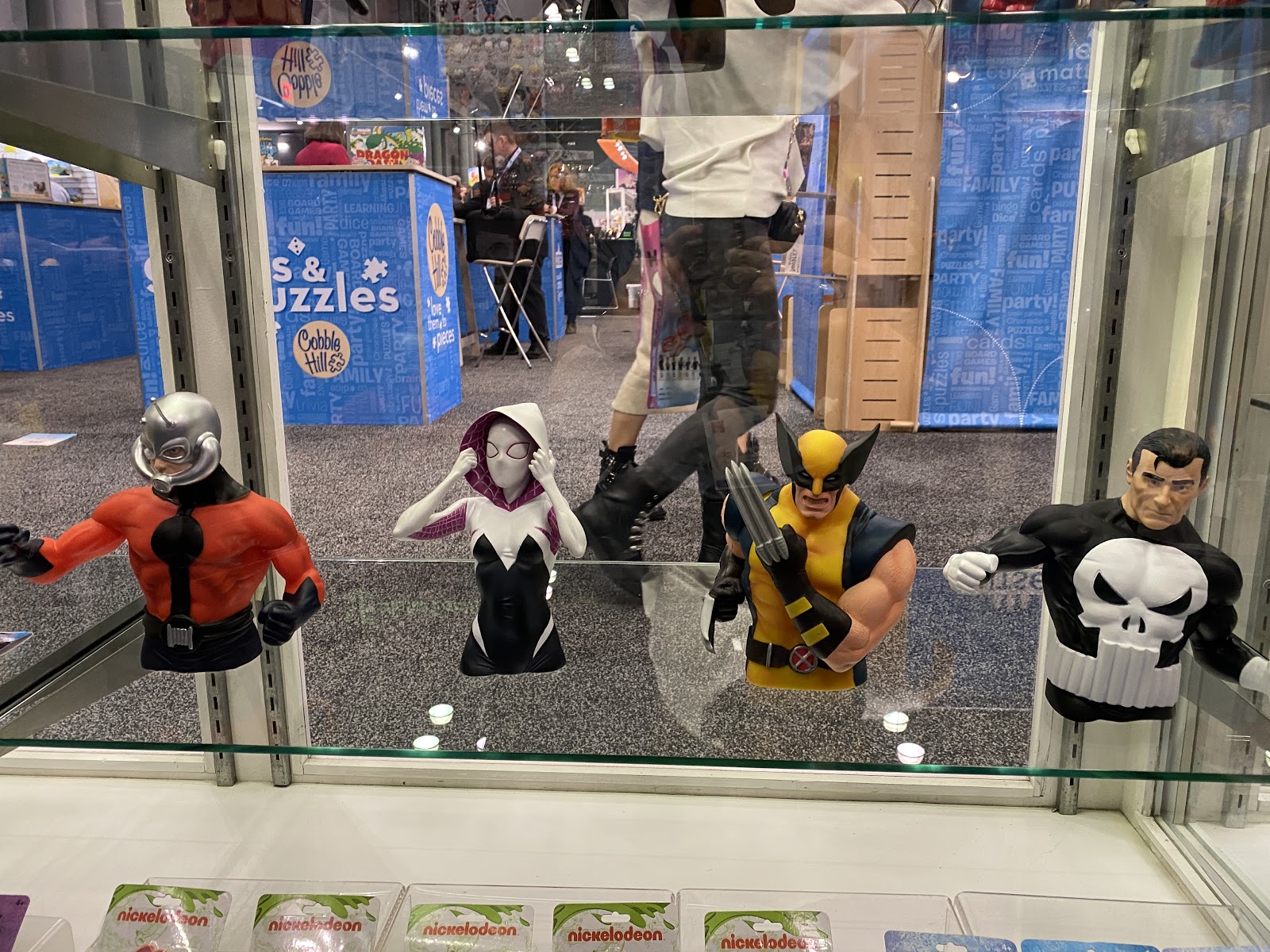 Toy Fair 2020: Monogram International (Disney Blind-Bag Figures, Banks ...