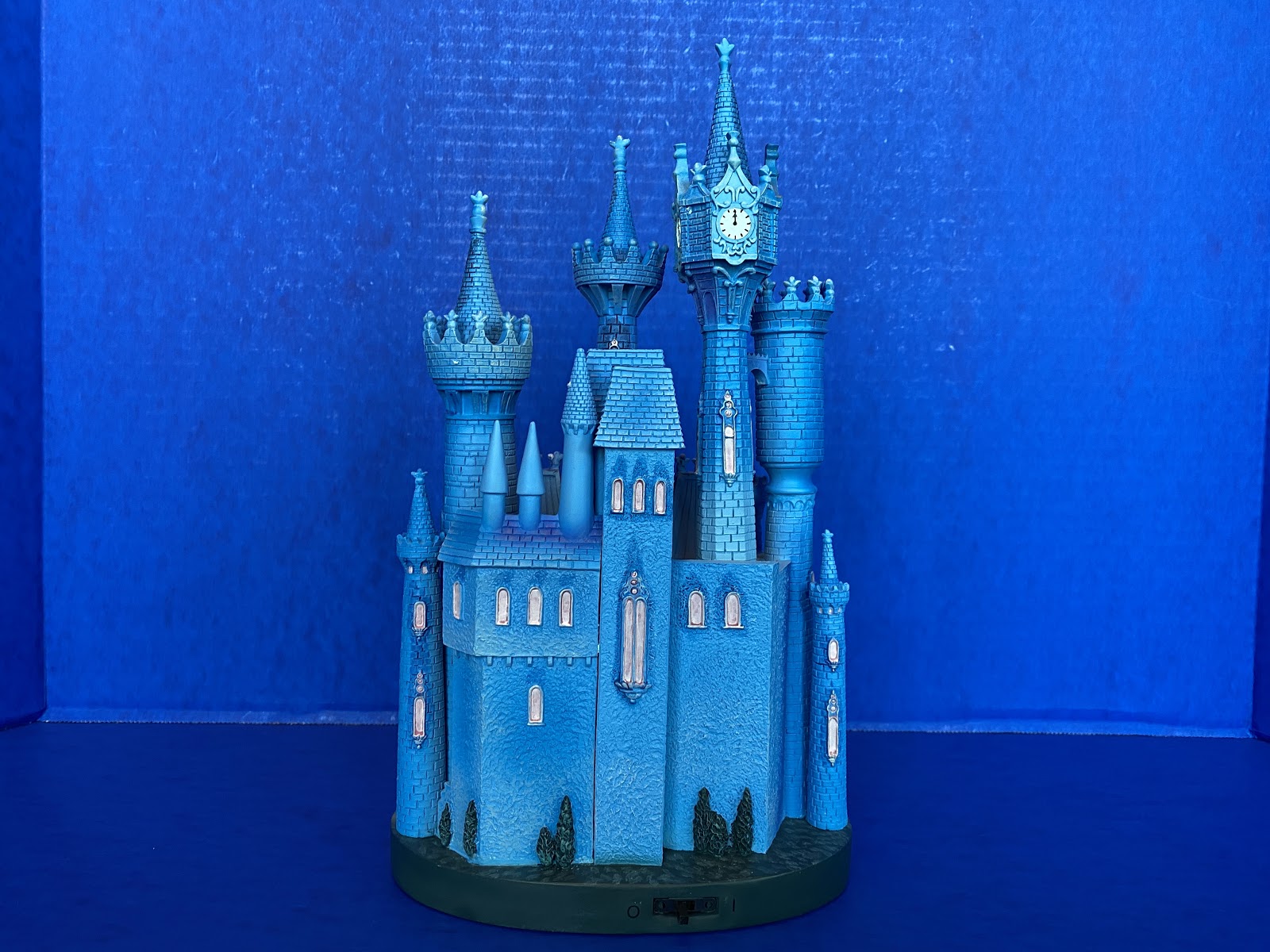 Disney Castle Collection Review: Cinderella Castle Figure ...