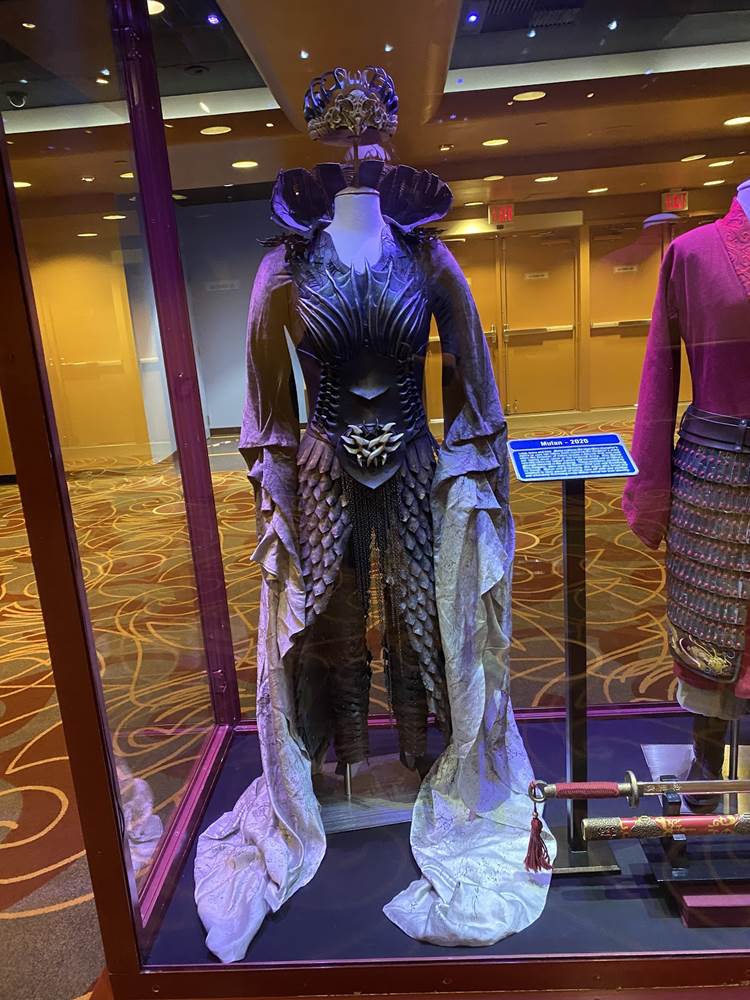 "Mulan" Preview Opens as Part of Walt Disney Presents at Disney's ...