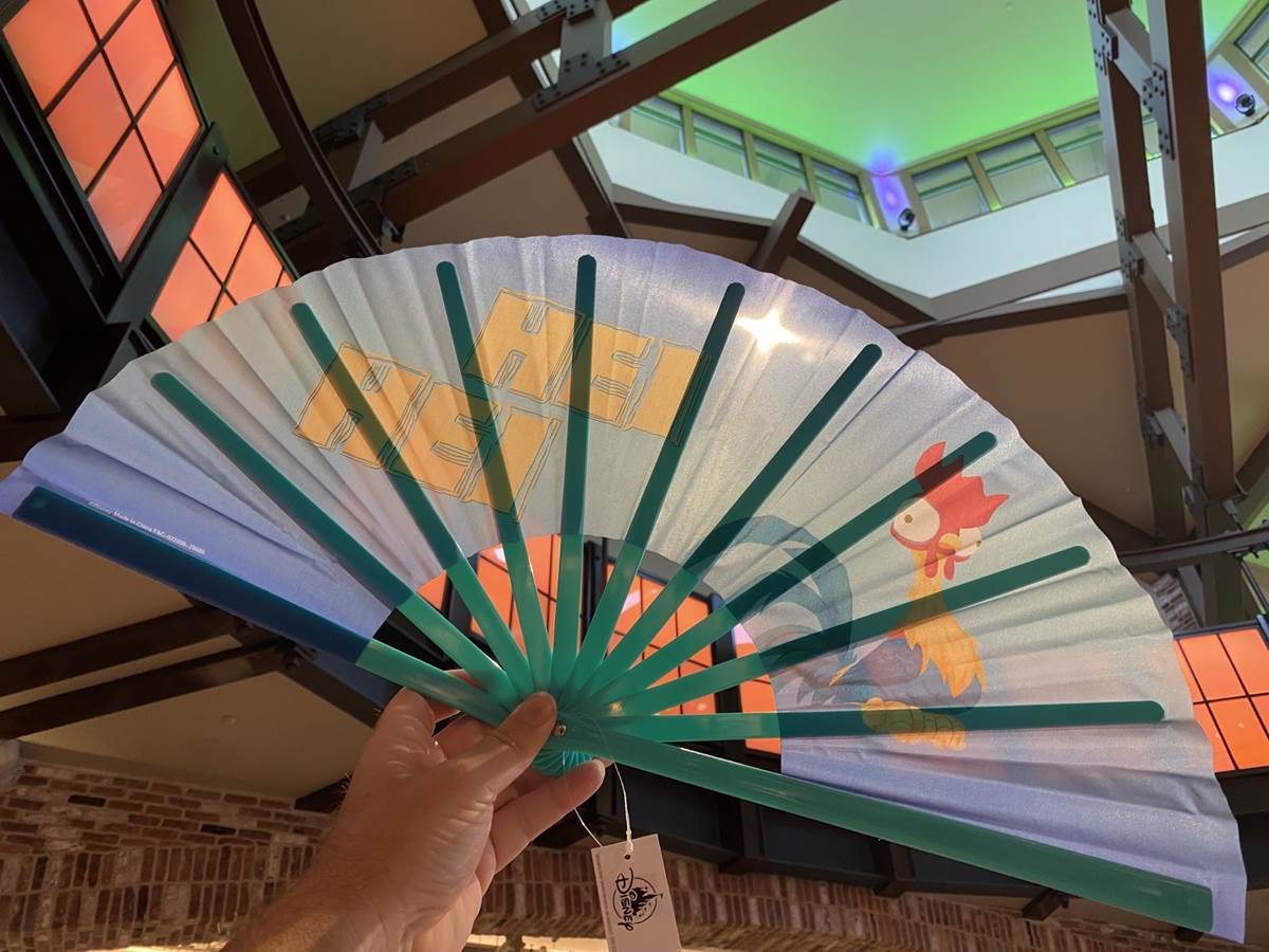 More Disney Folding Fans Found at World of Disney in Disney Springs ...