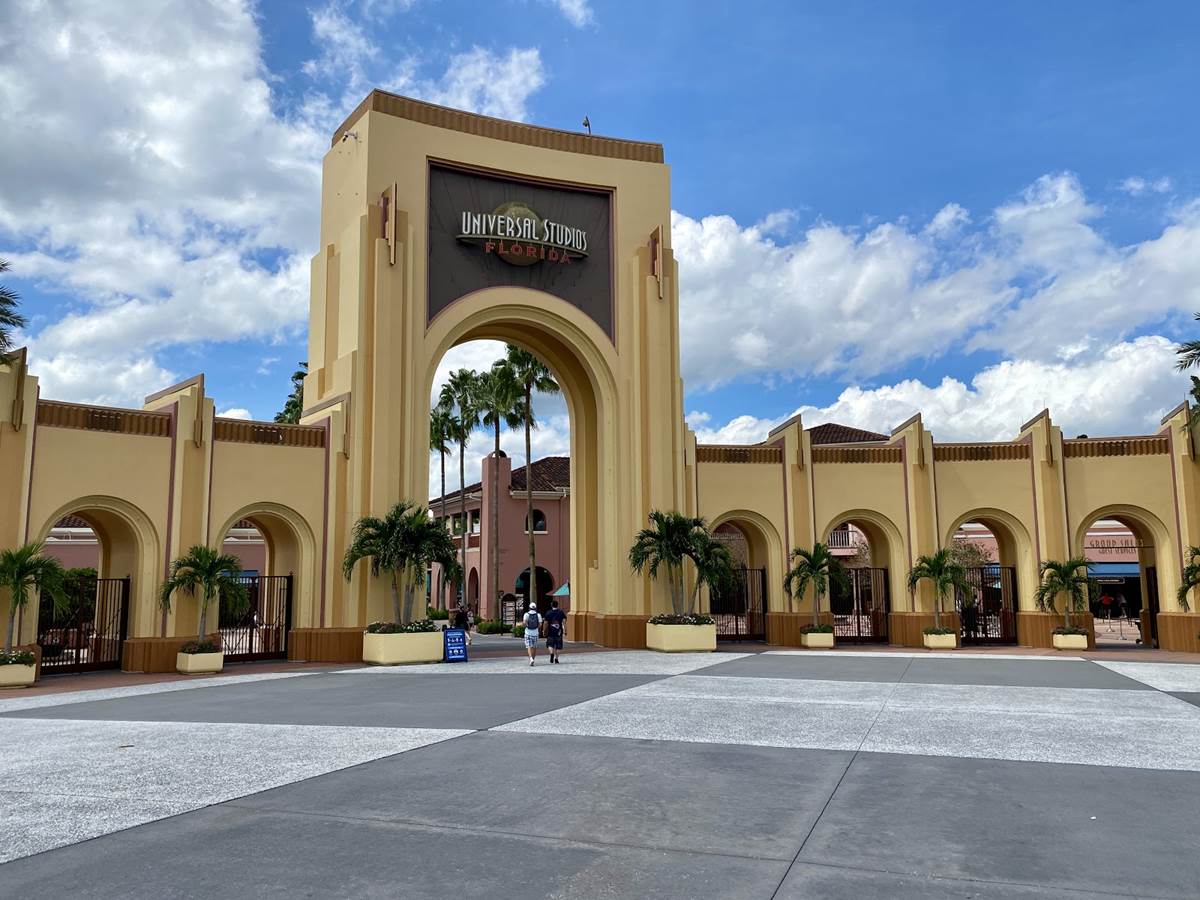 Universal Orlando Offers Annual Passholders Some VIP Thrills ...