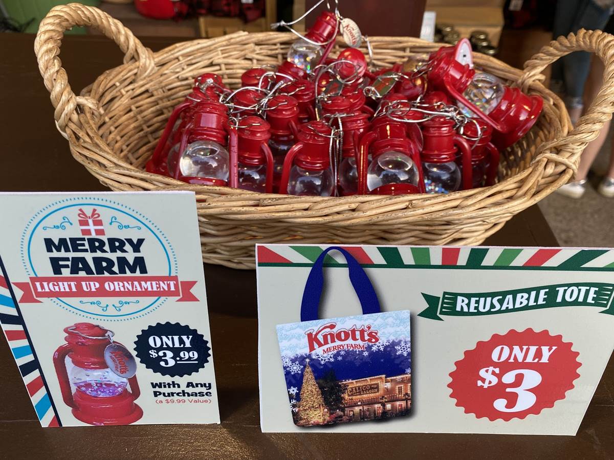 Photos Video Knotts Taste Of Merry Farm Brings Christmas Cheer To