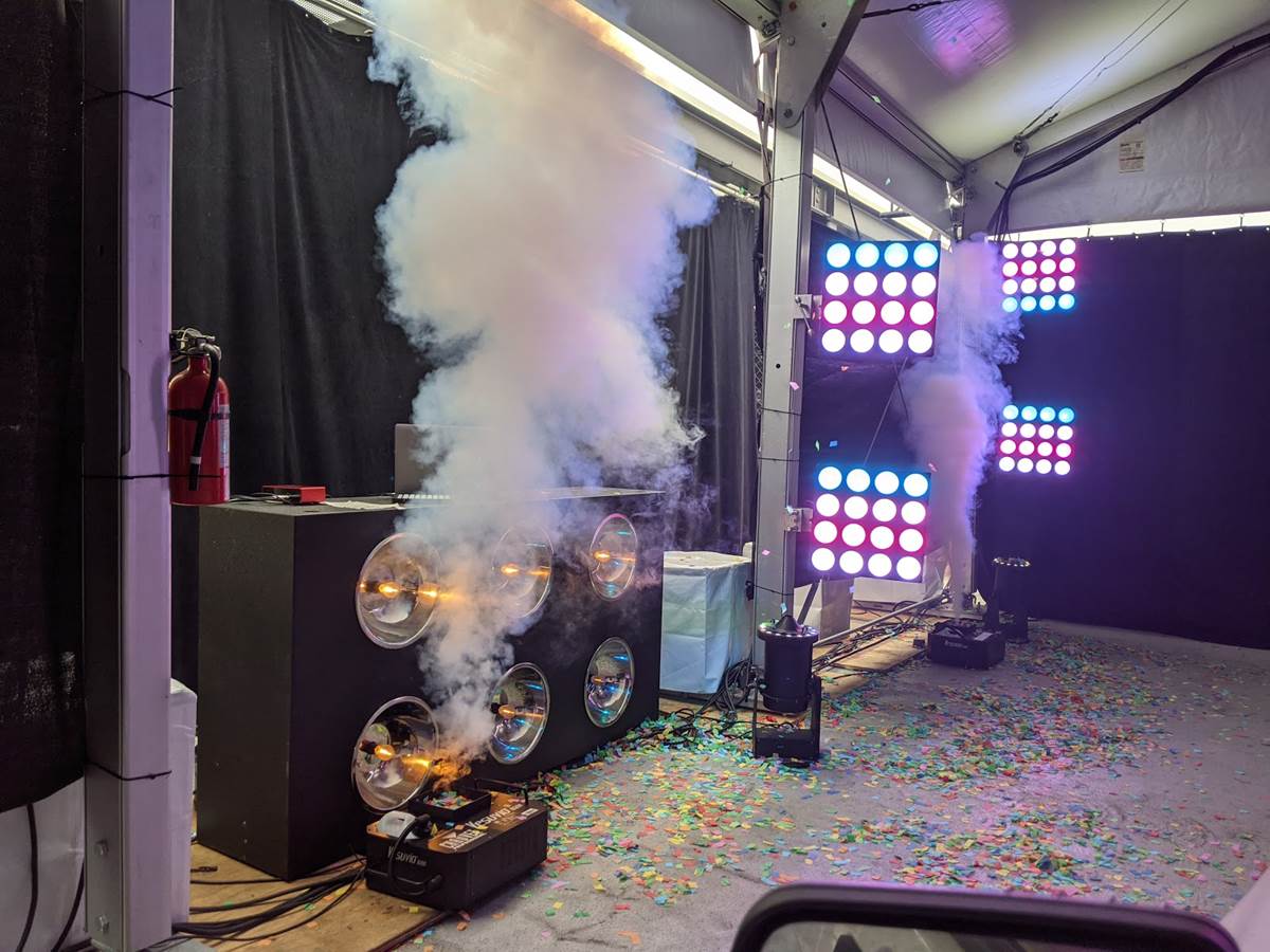 Video/Photos: Happy Place - The Drive Thru Experience Opens in Century ...