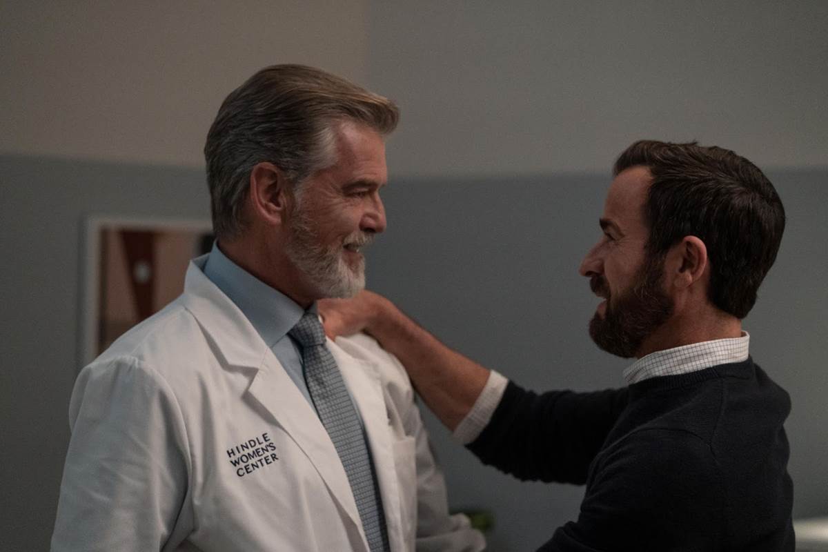 Ilana Glazer and John Lee Explain the Ending of "False Positive" While ...