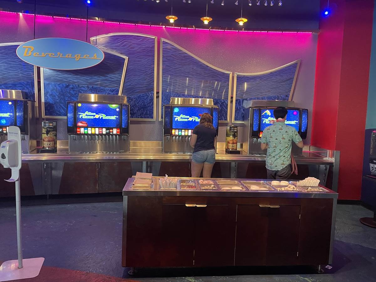 New Ordering Process and Self-Serve Drinks at Disneyland's Alien Pizza ...