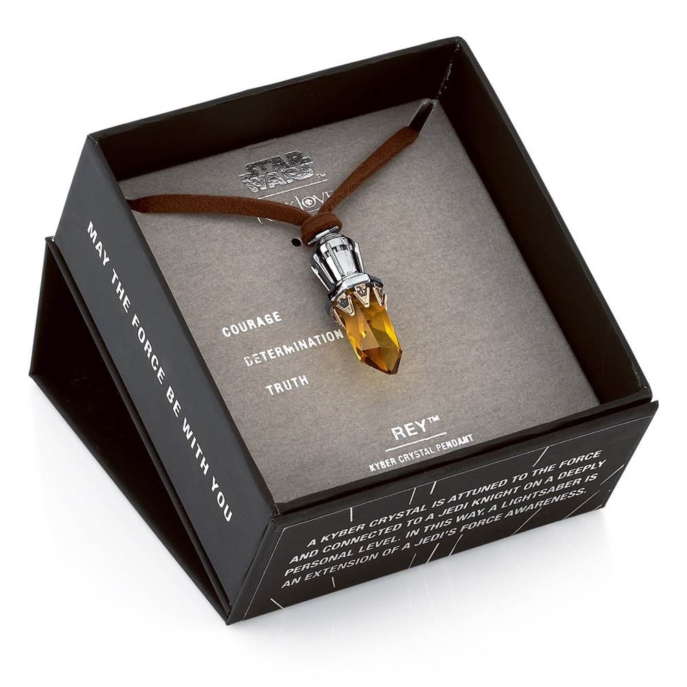 Luke and Leia Lightsaber Now Part of Star Wars X RockLove Kyber Crystal ...