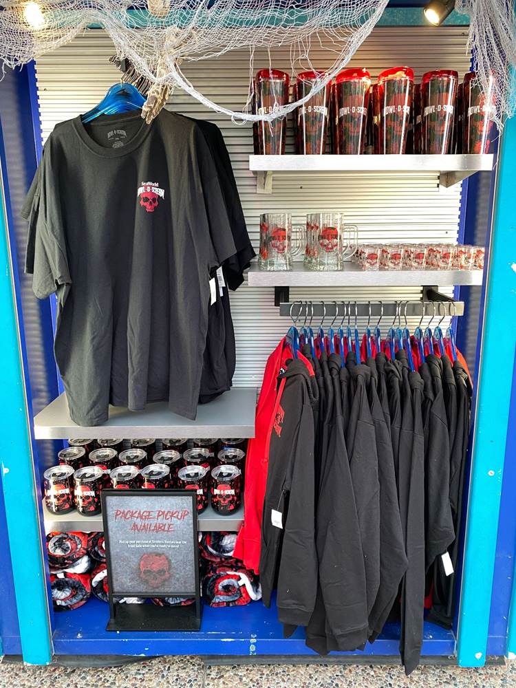 Review: Howl-O-Scream Opens for Its Inaugural Year of Halloween Thrills ...