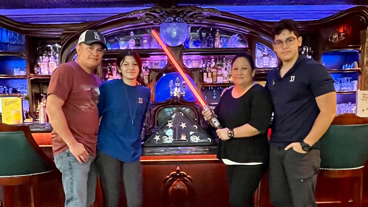 The Disneyland Resort Honors Hunter Lopez With Gift Given to Family ...