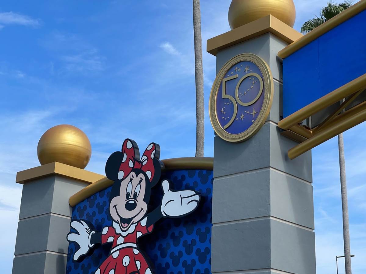 WDW 50 - Anniversary Medallions Added to Entrance Archways ...