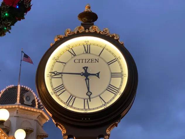 WDW 50: Landmark Clock at Walt Disney World's Magic Kingdom Receives ...