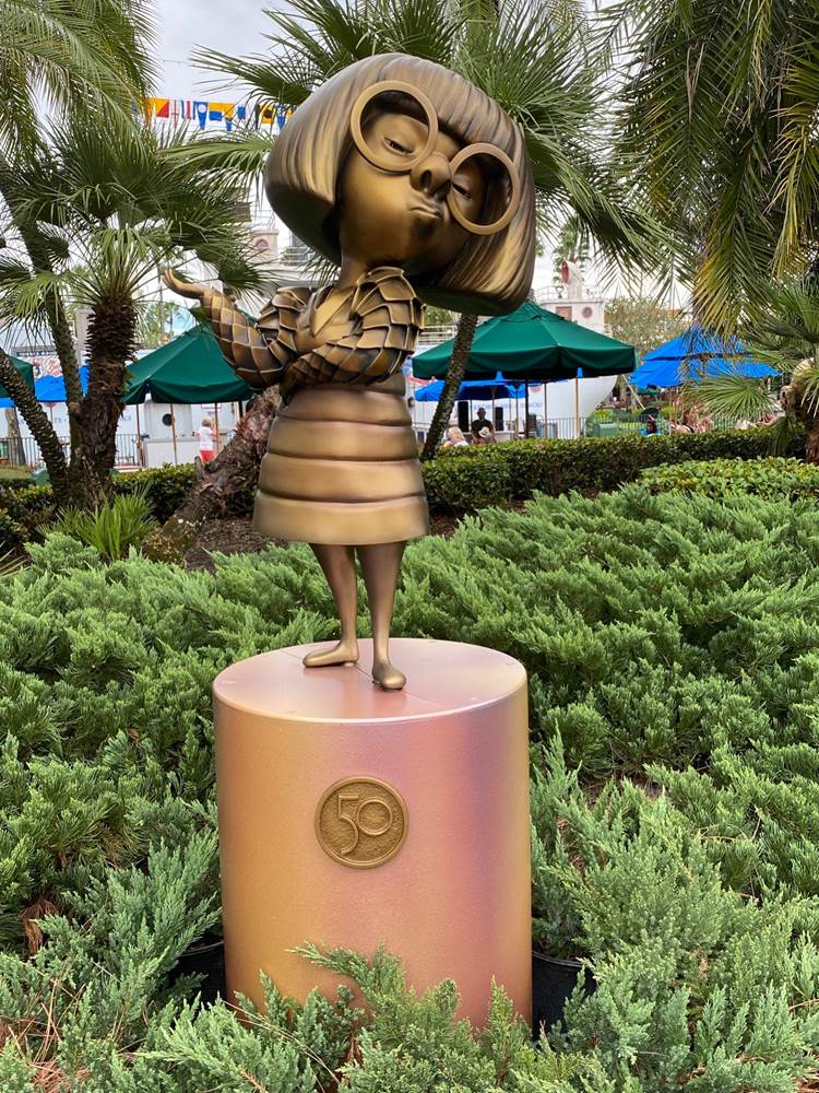 WDW 50 - Locations and Photos of the Disney Fab 50 Character Collection ...
