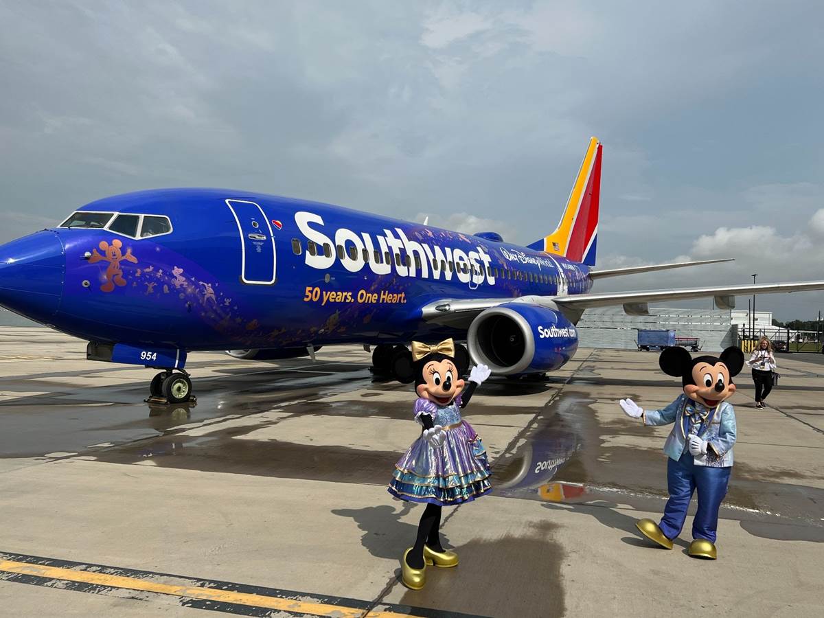 WDW 50 - Southwest Airlines Unveils Walt Disney World 50th Anniversary ...