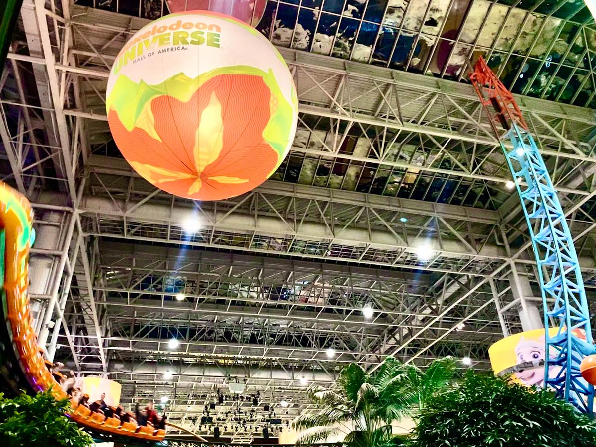 Nickelodeon Universe: A Look Around the Indoor Theme Park at The Mall ...