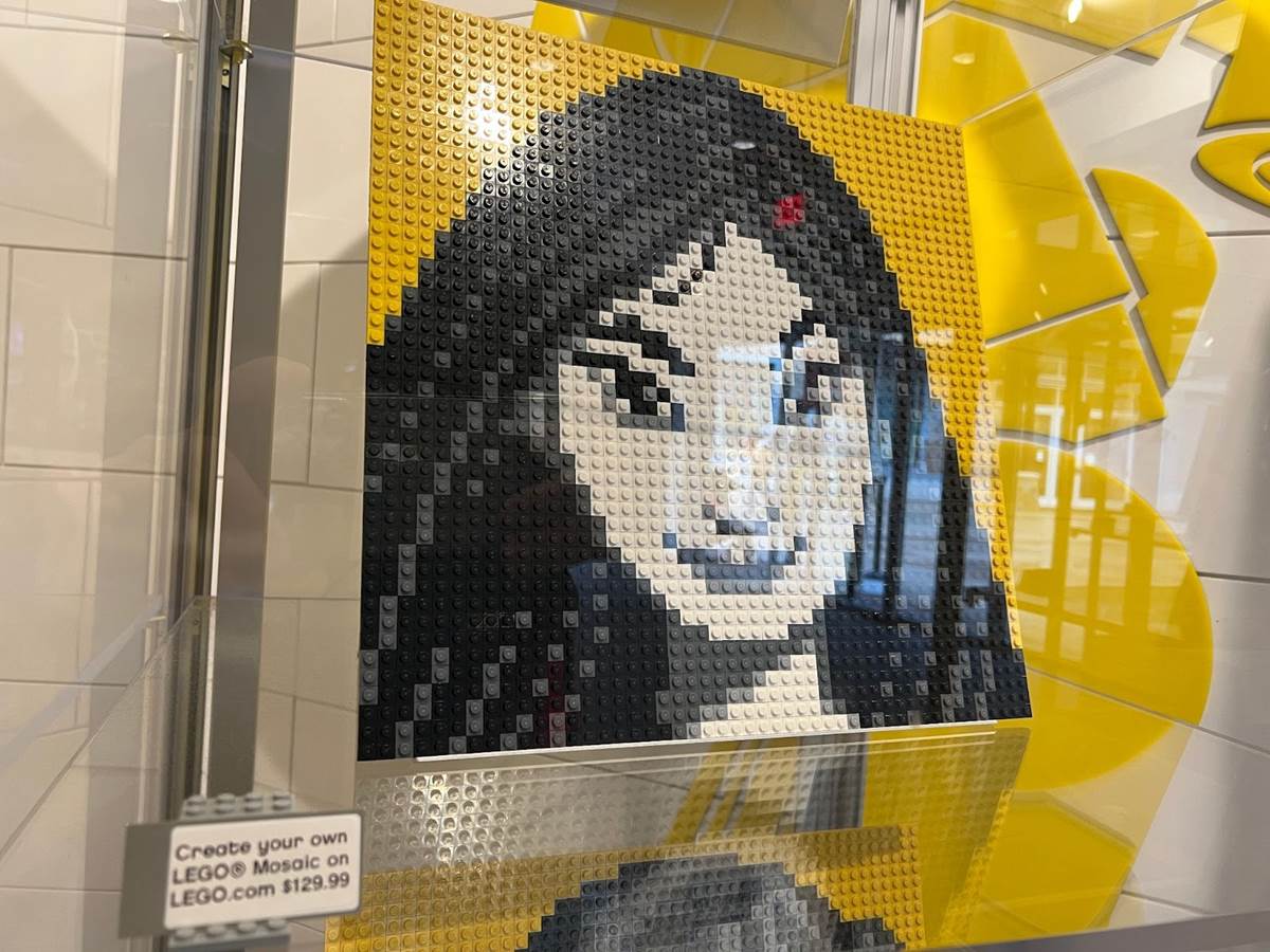 Photos: Disney Princess LEGO Mosaics at the LEGO Store in Disney ...