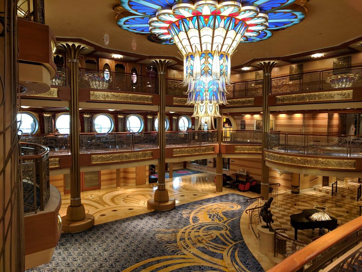 5 Reasons Why The Disney Dream is My Favorite Disney Cruise Ship ...