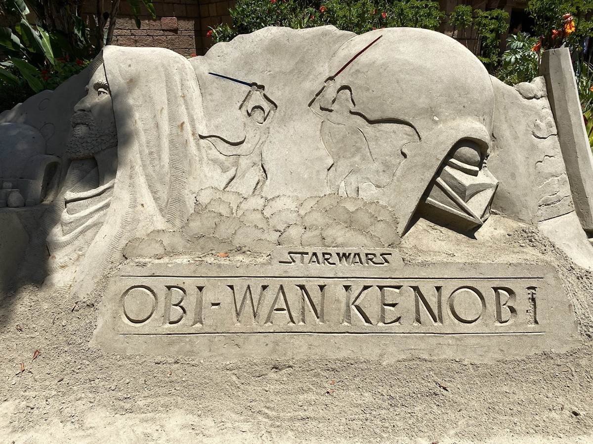 Downtown Disney's "Obi-Wan Kenobi" Sand Sculpture Updated to Feature ...