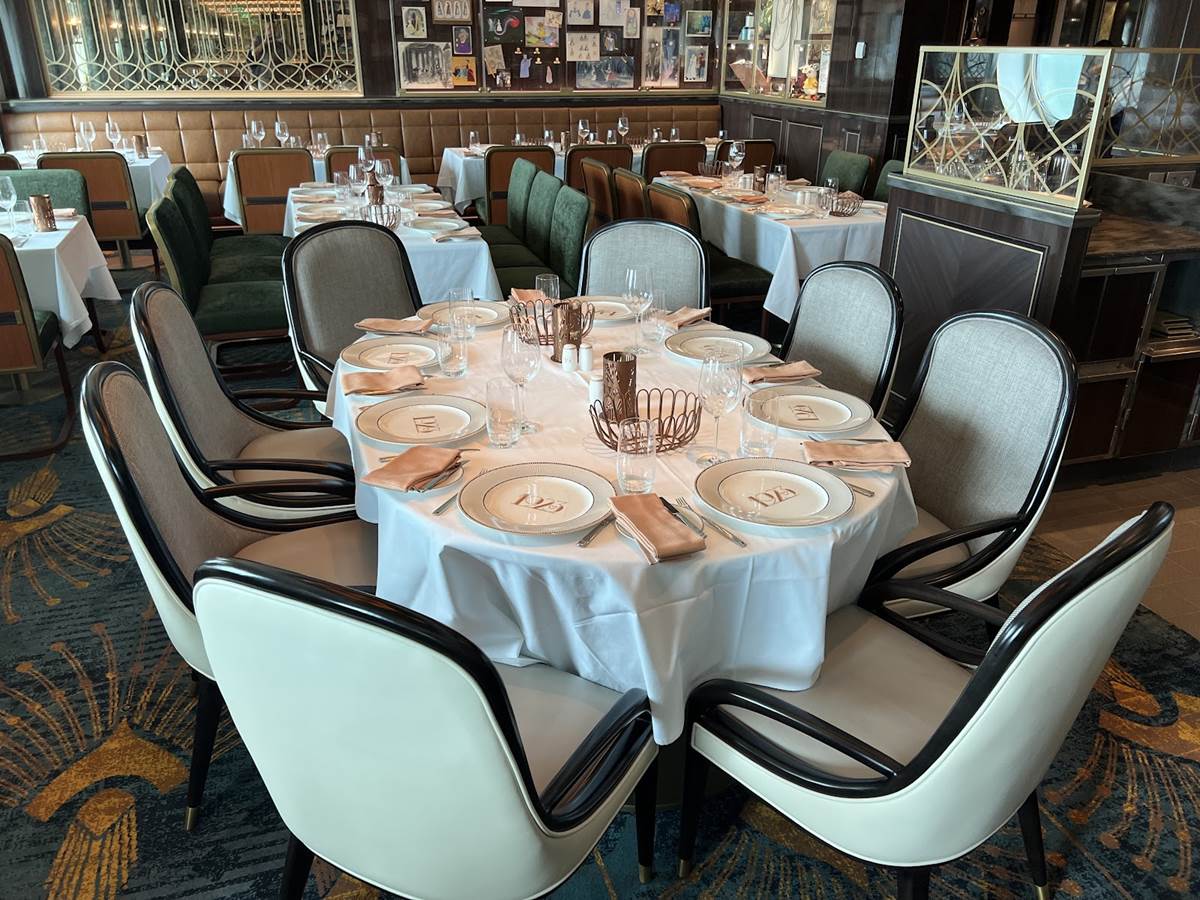 Photos: Immersed in Animation While Dining at 1923 Aboard the Disney ...