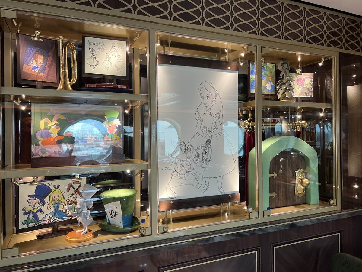 Photos: Immersed in Animation While Dining at 1923 Aboard the Disney ...