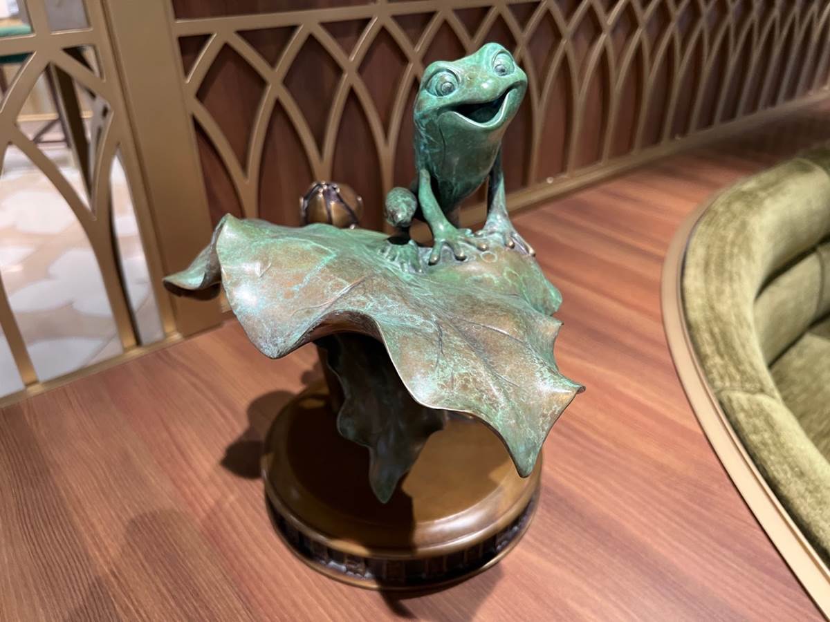 Photos: Nightingale's and The Bayou on the Disney Wish Offer Light ...