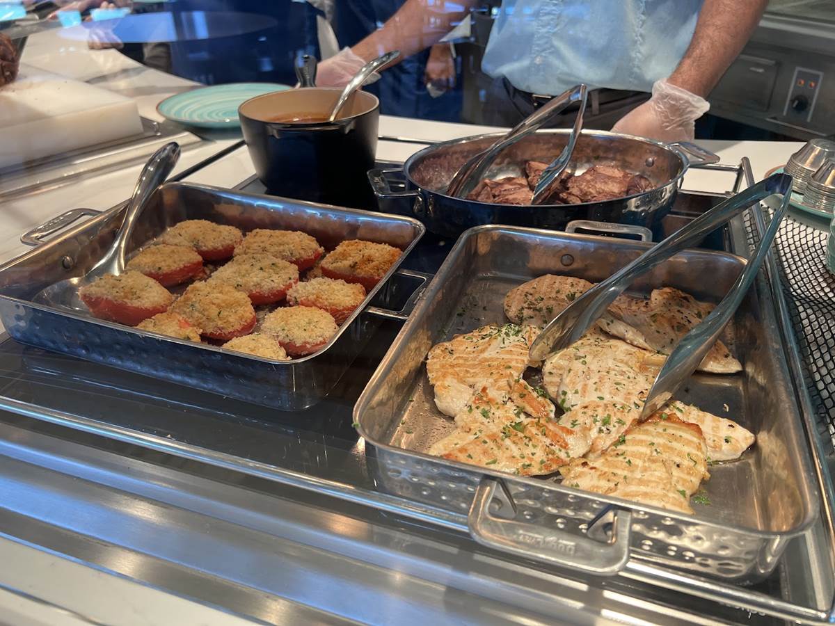 Photos: Perusing the Culinary Offerings at Marceline Market Aboard the ...