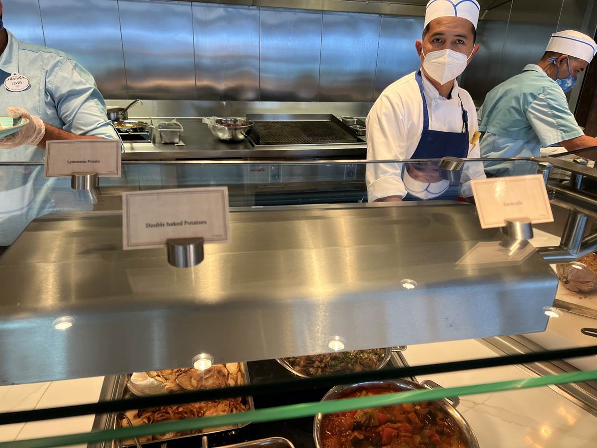 Photos: Perusing the Culinary Offerings at Marceline Market Aboard the ...