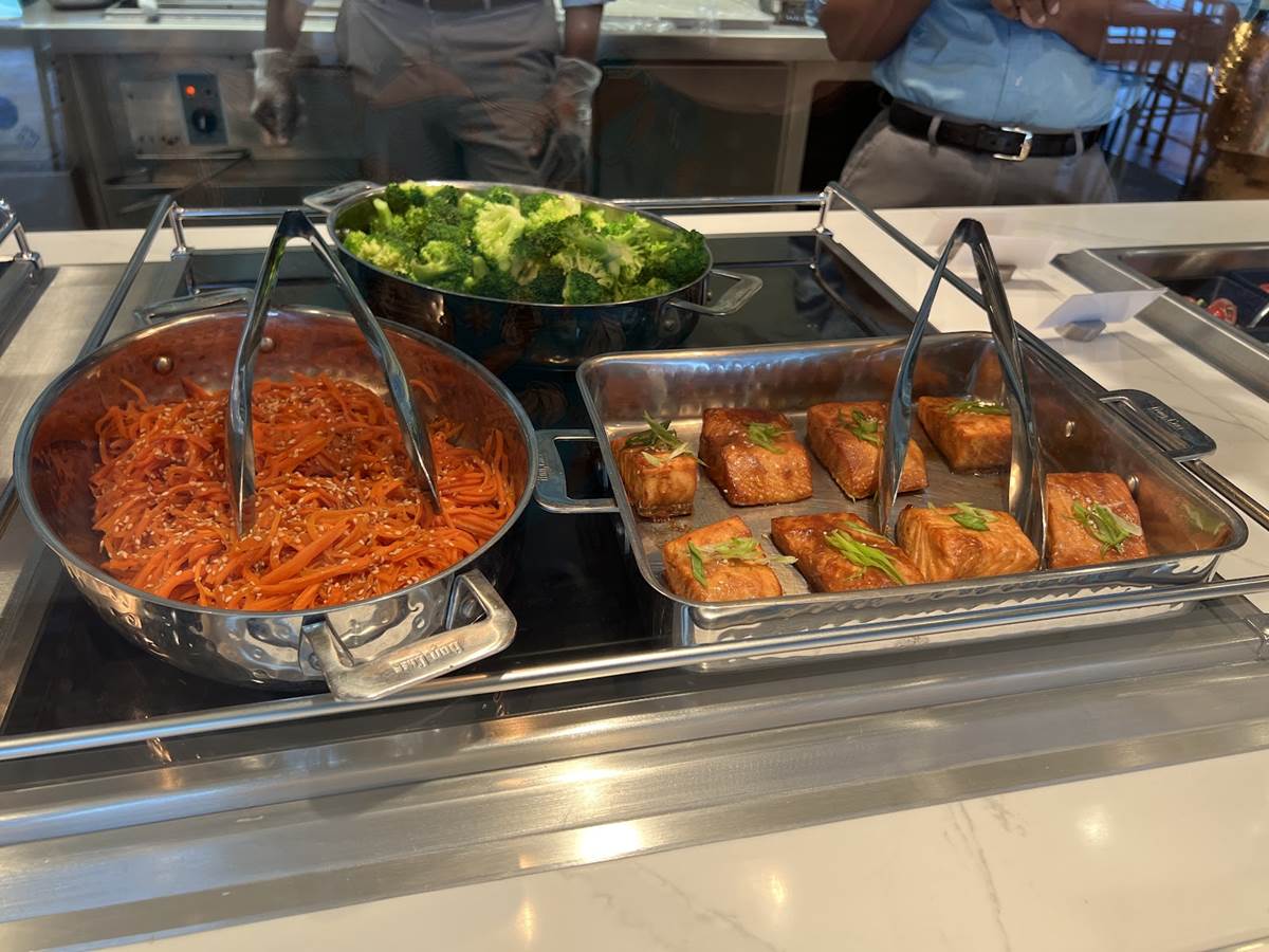 Photos: Perusing the Culinary Offerings at Marceline Market Aboard the ...
