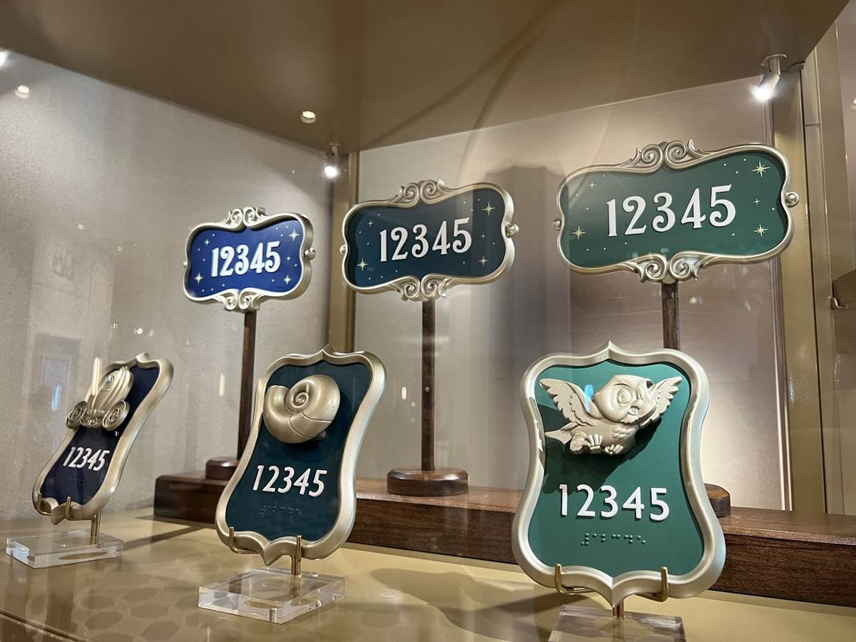 Photos/Video: The Grand Features of the Grand Hall Aboard The New ...