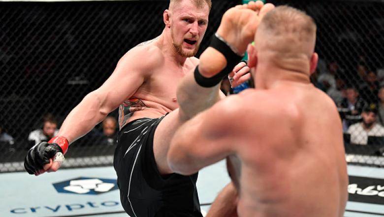Preview - Heavyweight Contenders Clash at UFC Fight Night: Volkov vs ...