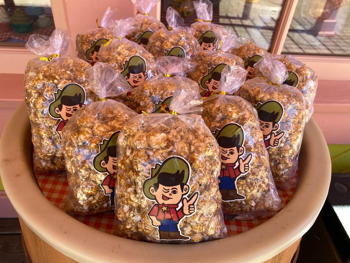 Video/Photos: Jupiter's Claim Set from Jordan Peele's "Nope" Added to ...