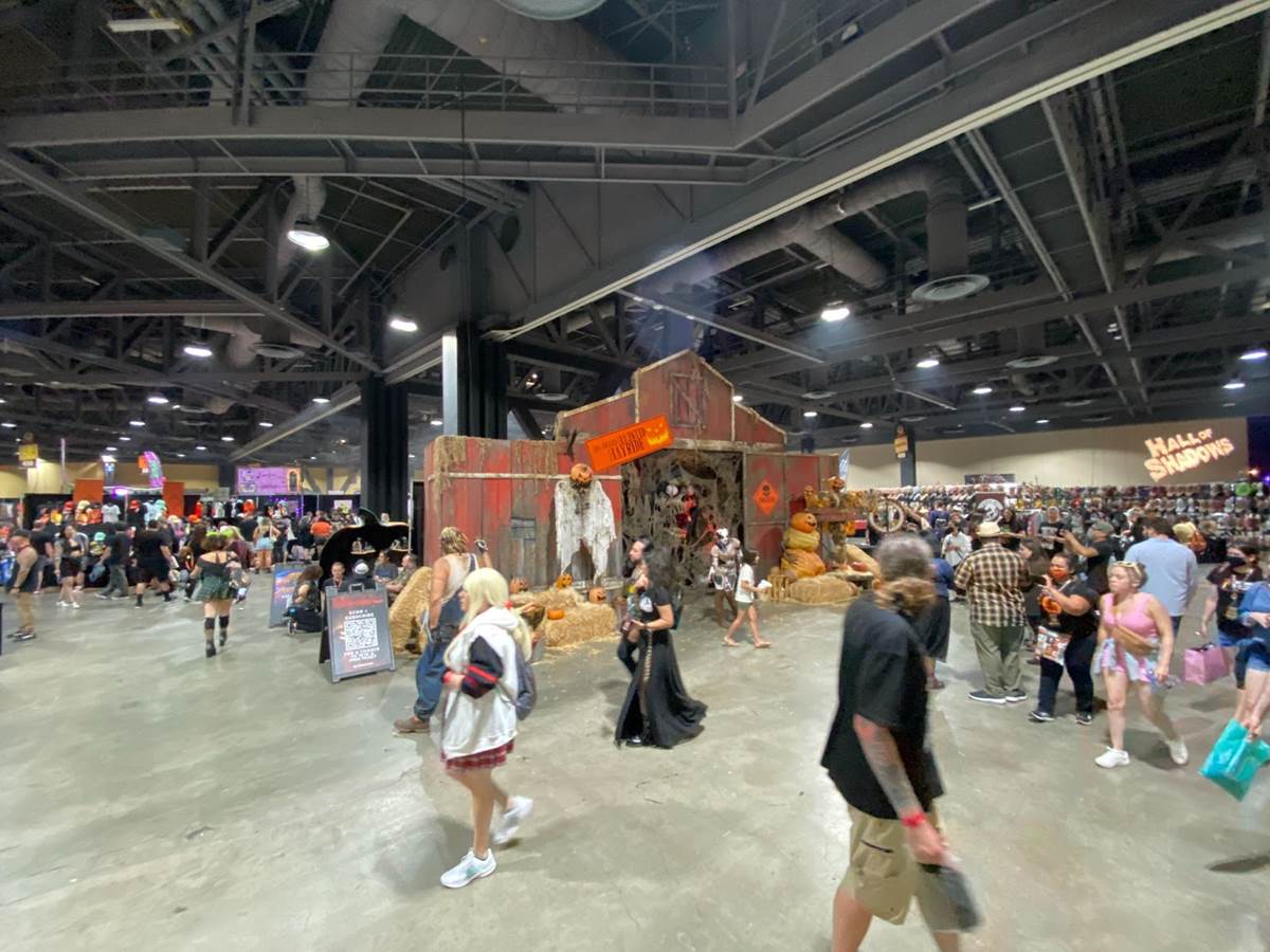 Photos/Video: Midsummer Scream Halloween and Horror Convention Makes ...